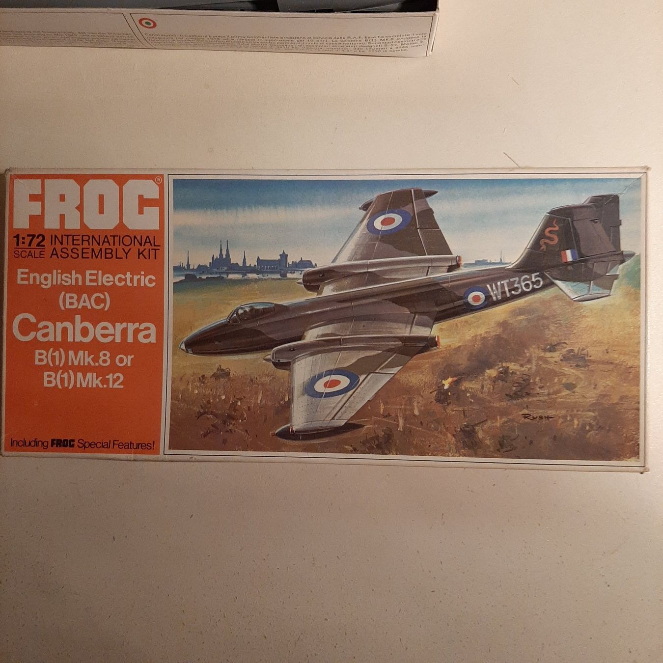 1473 ... B.A.C. E.E. Canberra B (I) Mk 12 ... Frog F 203 (Gebraucht) in Bonstetten für CHF 18 ...