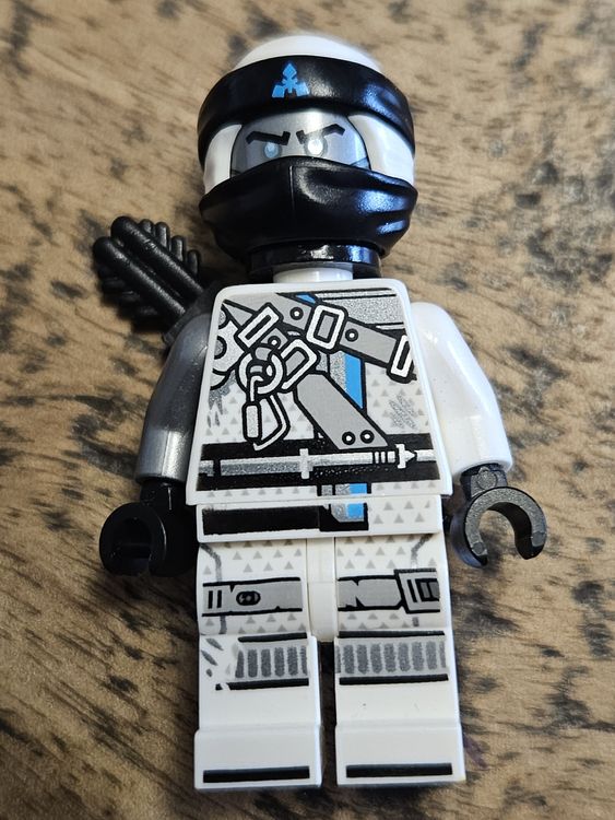 lego figurine ninjago njo458 Zane - Hunted (Gebraucht) in Confignon für ...