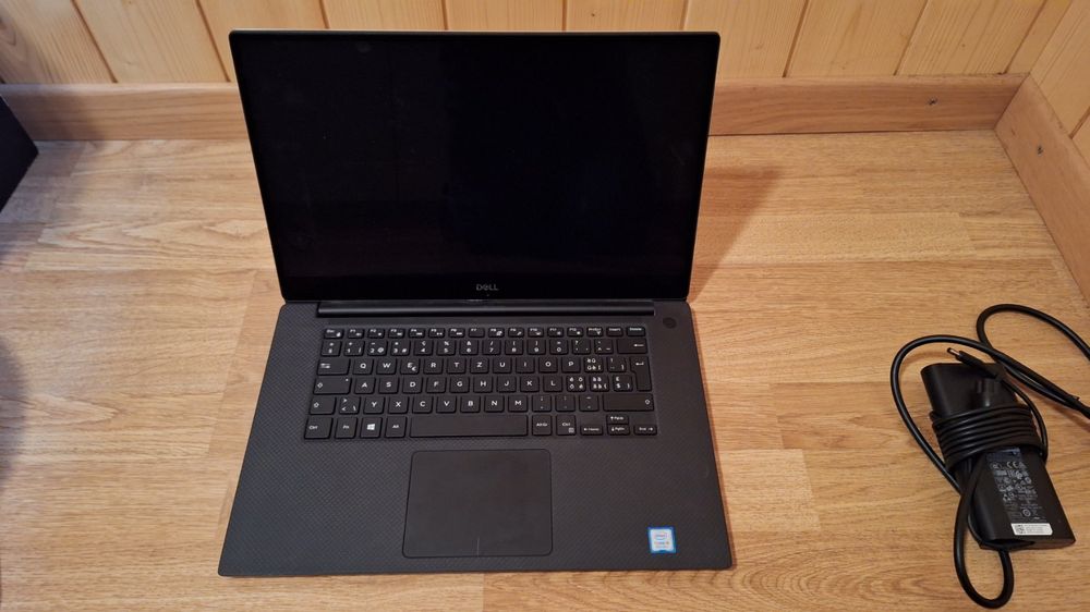 Dell XPS 15 mit Win 11 Pro, i9 2.9 GHz, 32GB, 4K UHD, 1TB (Gebraucht ...