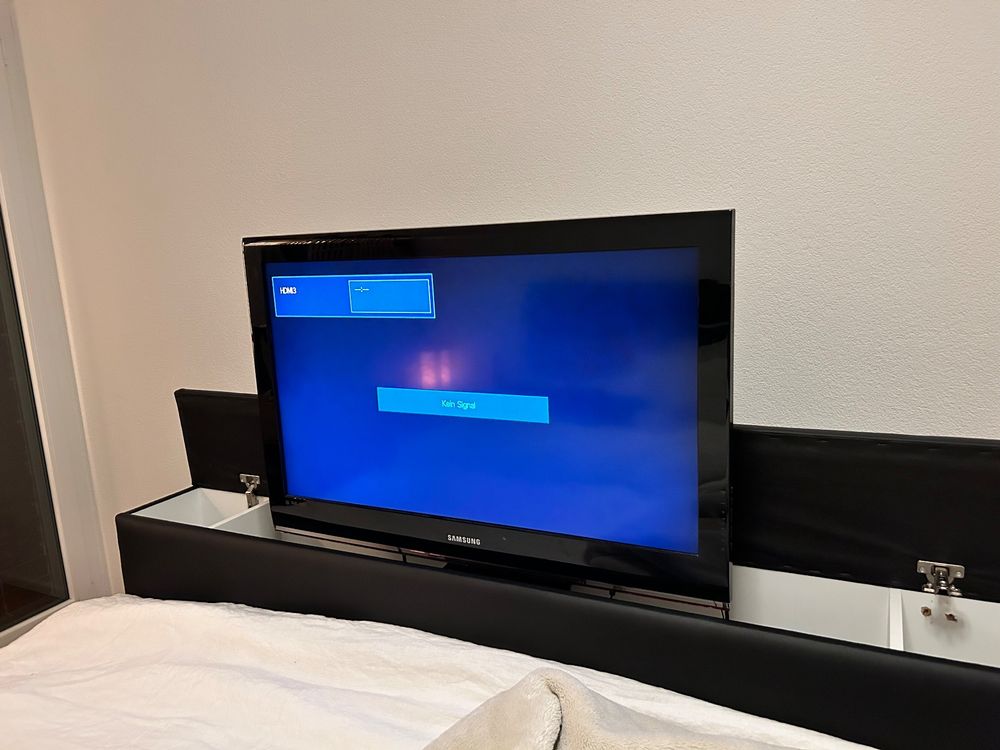 Samsung LE32B530P7W - TV (Gebraucht) in Zürich für CHF 17 – nur ...