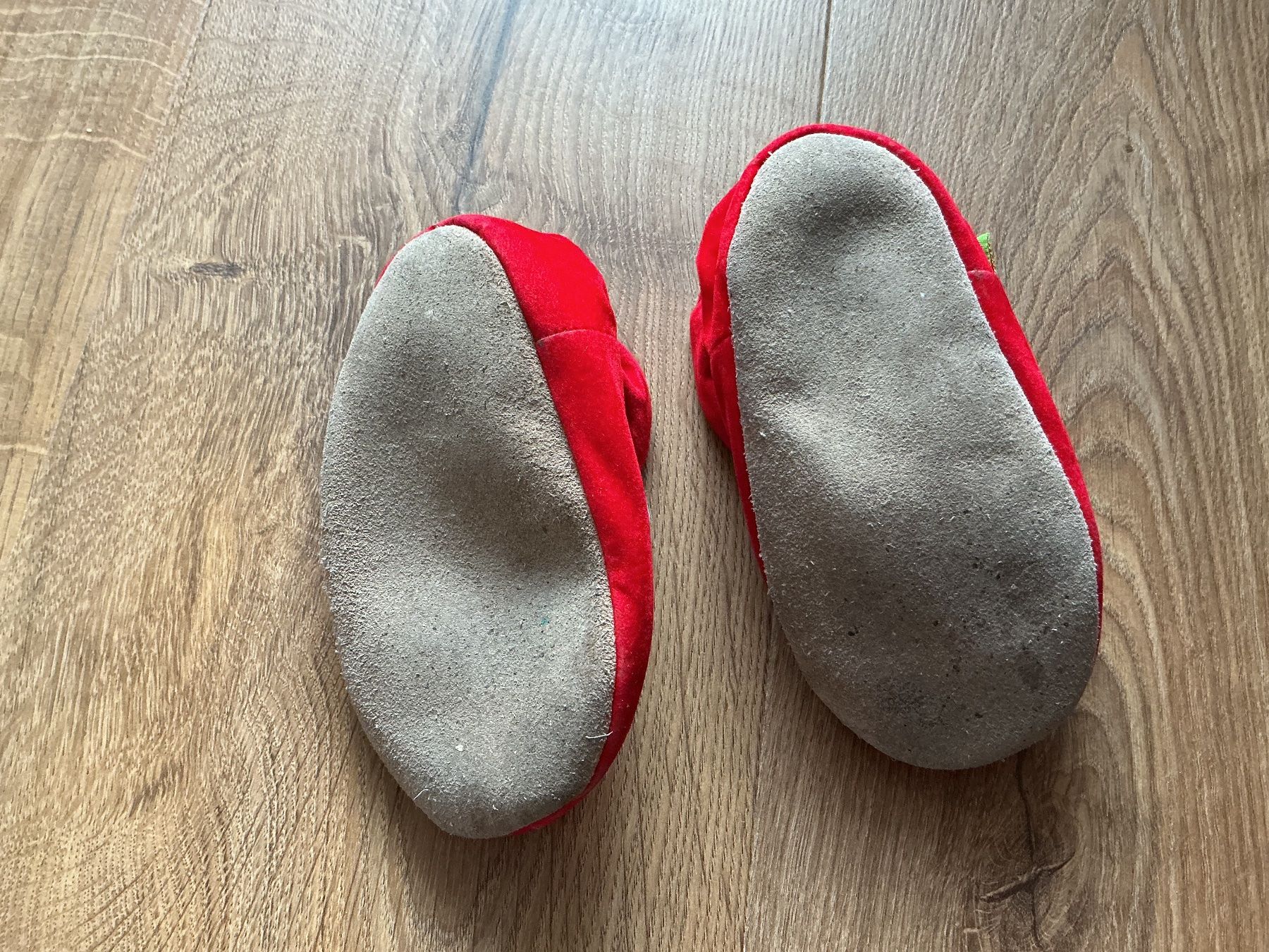 House warm shoes 21-22 (Gebraucht) in Brugg AG für CHF 2.9 – mit ...