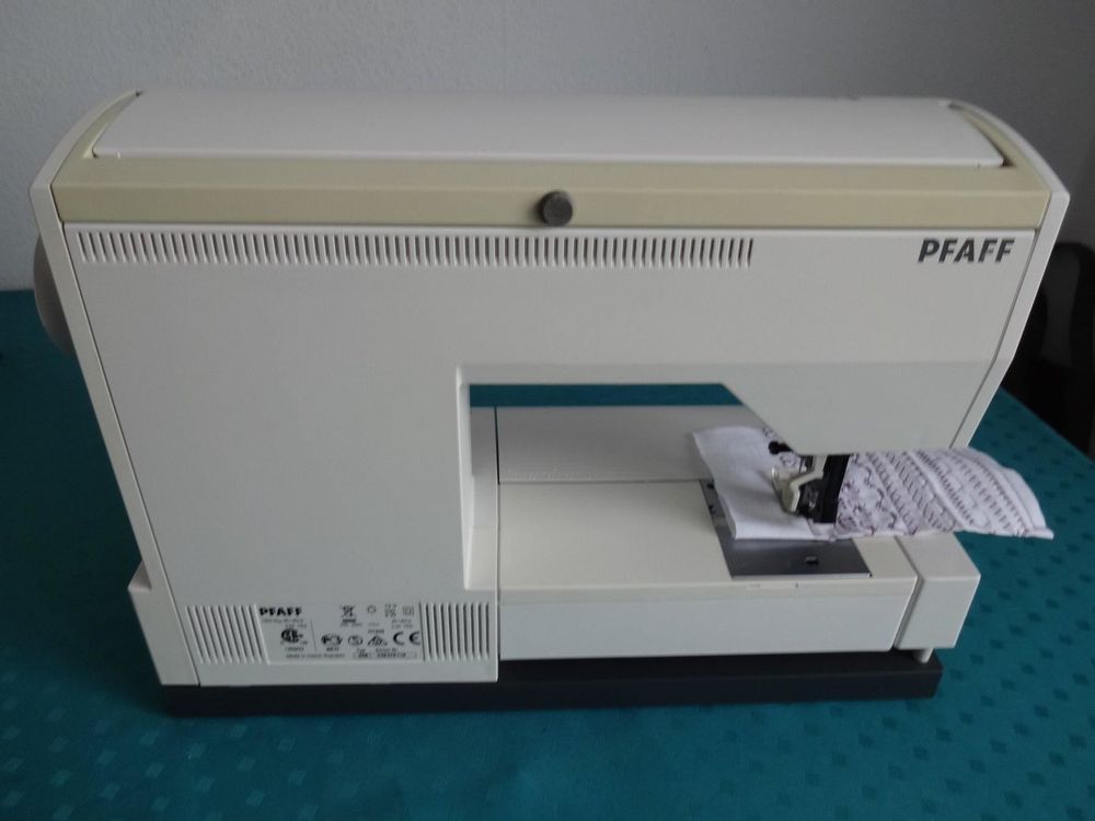 PFAFF Quilt Express.-2048/2-Mon.Garantie (Gebraucht) in Frauenfeld für ...