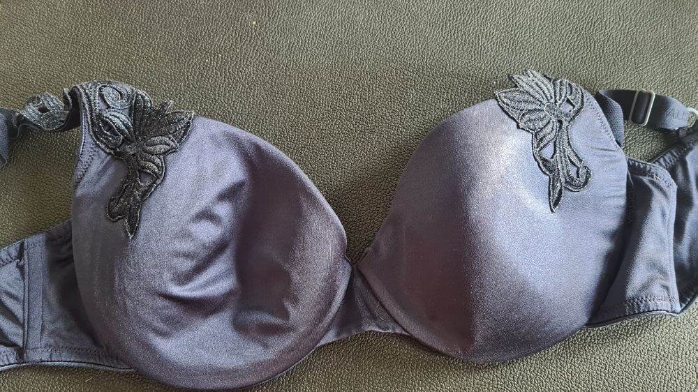 Eleganter BH mit Stickerei, Grösse 85C, Valisere (Gebraucht) in Dussnang für CHF 25 – mit ...