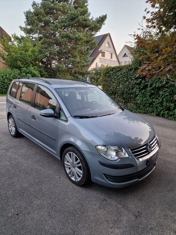 VW Touran 1.9 TDI Automat Model 2010 (Gebraucht) in Uettligen für CHF ...