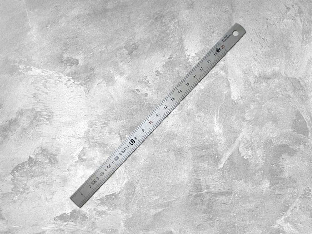 Massstab Metall 200 mm biegbar (Neu und originalverpackt) in für CHF 2. ...