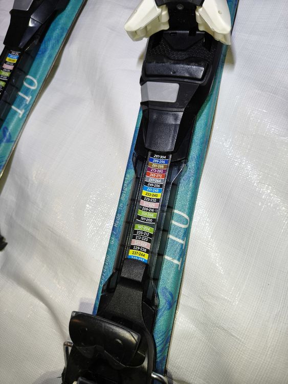 Salomon The Lux JR Kinder Ski 110 cm (Gebraucht) in Hemmental für CHF ...