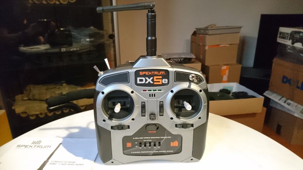 Spektrum DX5e Fernsteuerung 2,4GHz mit Empfänger | Kaufen auf Ricardo