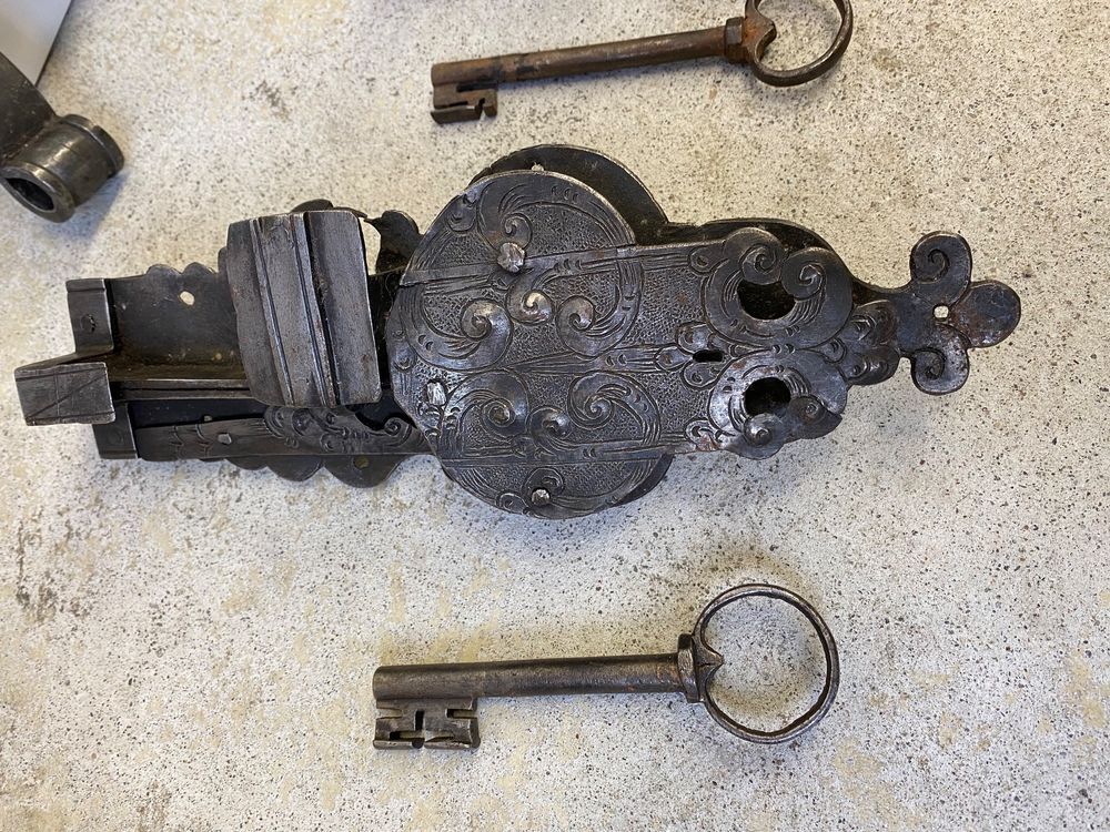 Antike Schlosser Und Beschlage