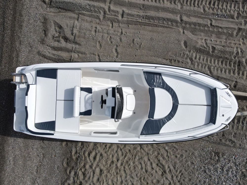 Motorboot Poseidon (Neu und originalverpackt) in Kriens für CHF 20000 ...