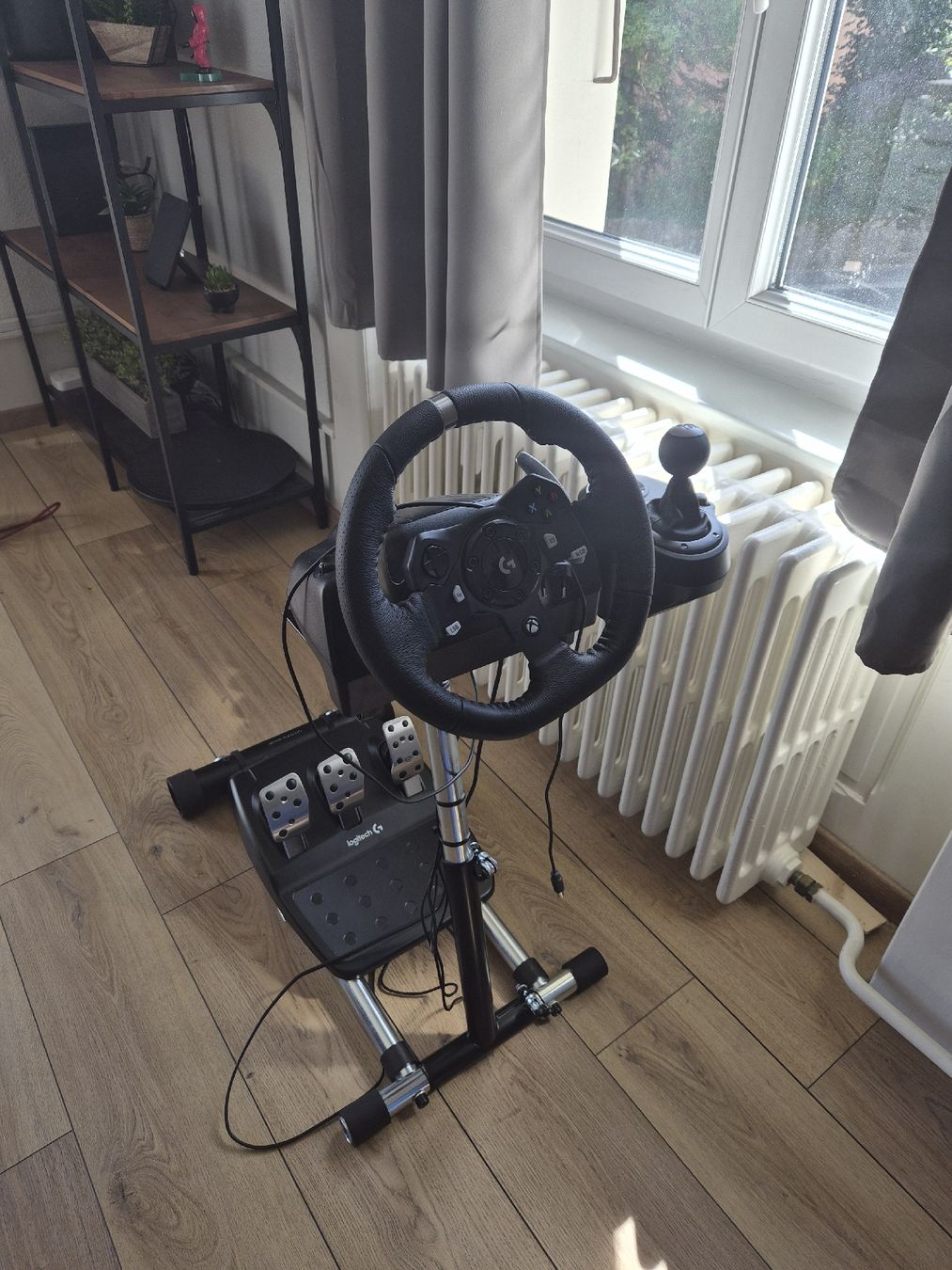 Logitech G G920 + Shifter for G920 + Wheel Stand Pro Deluxe (Neu (gemäss Beschreibung)) in ...