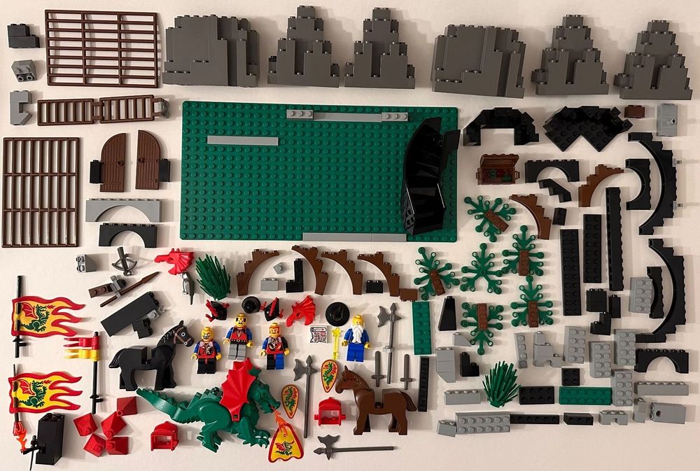 Lego System 6076 Dark Dragon's Den von 1993 (Gebraucht) in Hinwil für ...