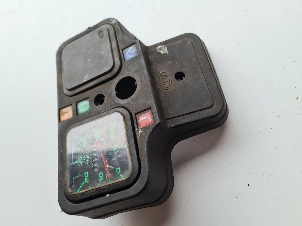 Cockpit Original CEV mit Tacho (dreht!) | Kaufen auf Ricardo