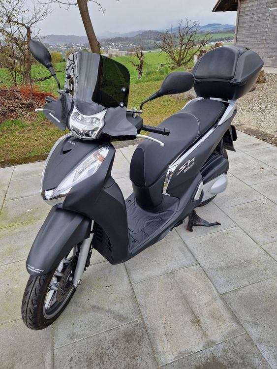 Roller Honda SH 300i ABS (Gebraucht) in Kehrsatz für CHF 3500 – nur ...