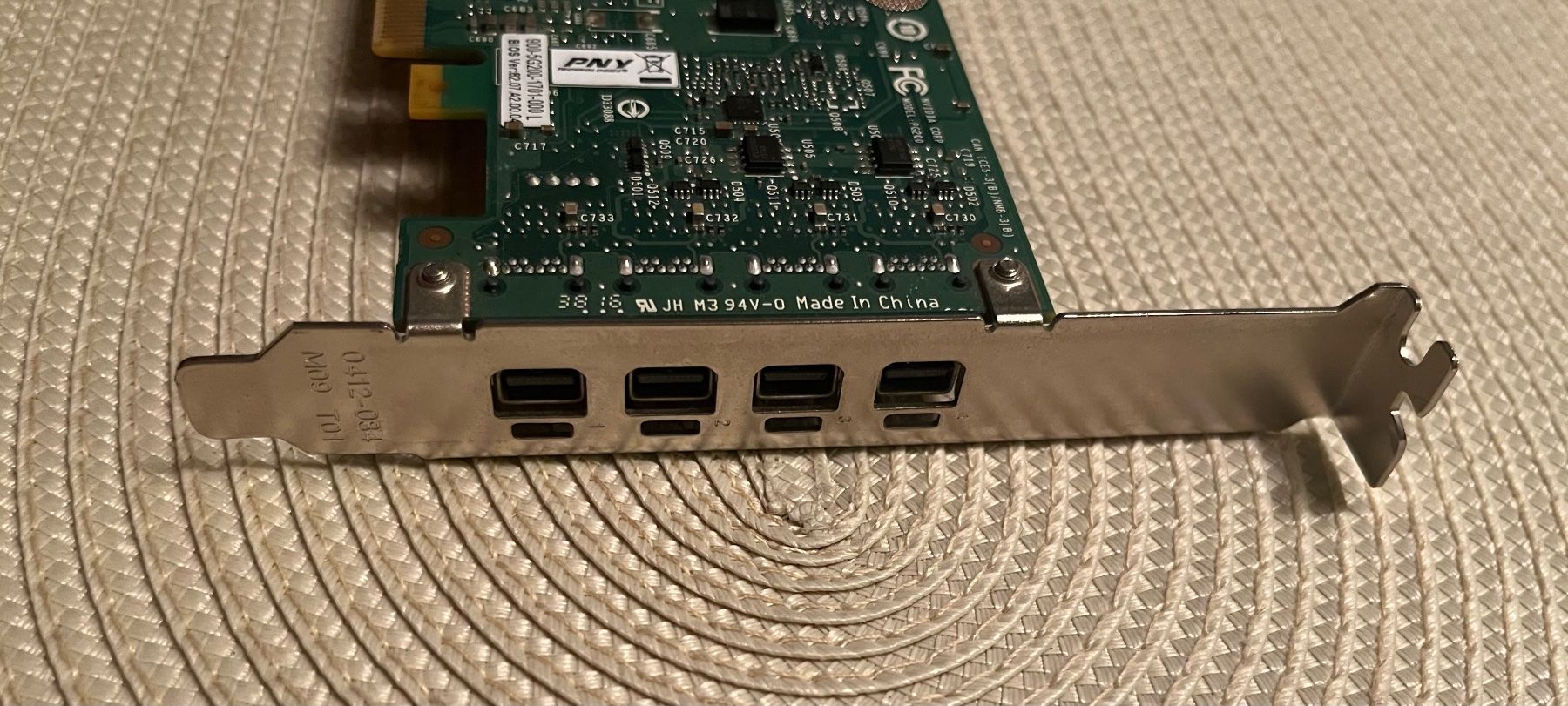 Nvidia QUADRO K1200 mit 4GB RAM in gutem Zustand (Gebraucht) in ...