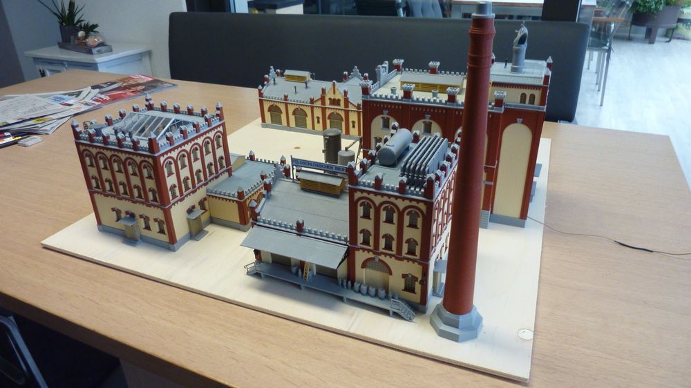Kibri Brauerei Feldschlösschen für Modelleisenbahnanlage HO (Gebraucht ...