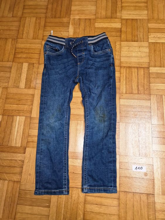 Jeans 110 (Neu (gemäss Beschreibung)) in Stüsslingen für CHF 1 – mit ...