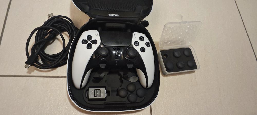 Sony PS5 Dual Sense edge pro controller | Kaufen auf Ricardo