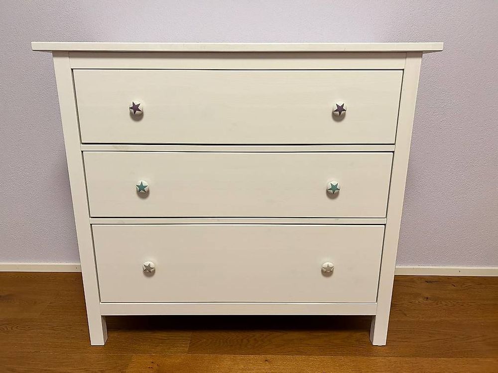 Elegantes Hemnes Kommode Mae Bild