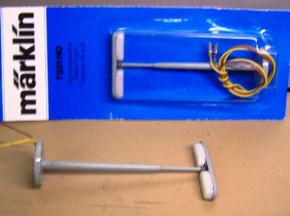 Märklin H0 7281: 2 Stück Bahnsteig-Leuchten, Metall, elektr. (Neu und ...