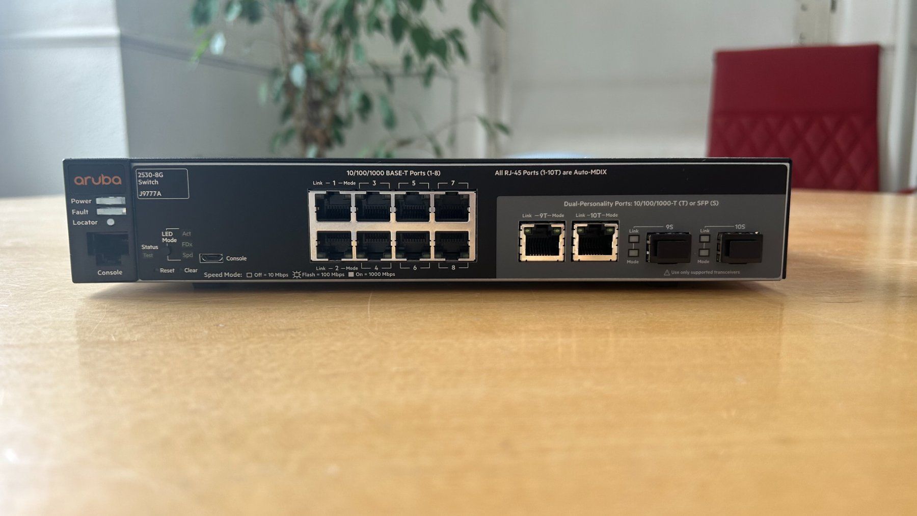 HPE Aruba CX 6000 J9777A 10 Base-T + 2 SFP (Gebraucht) in Genève für ...
