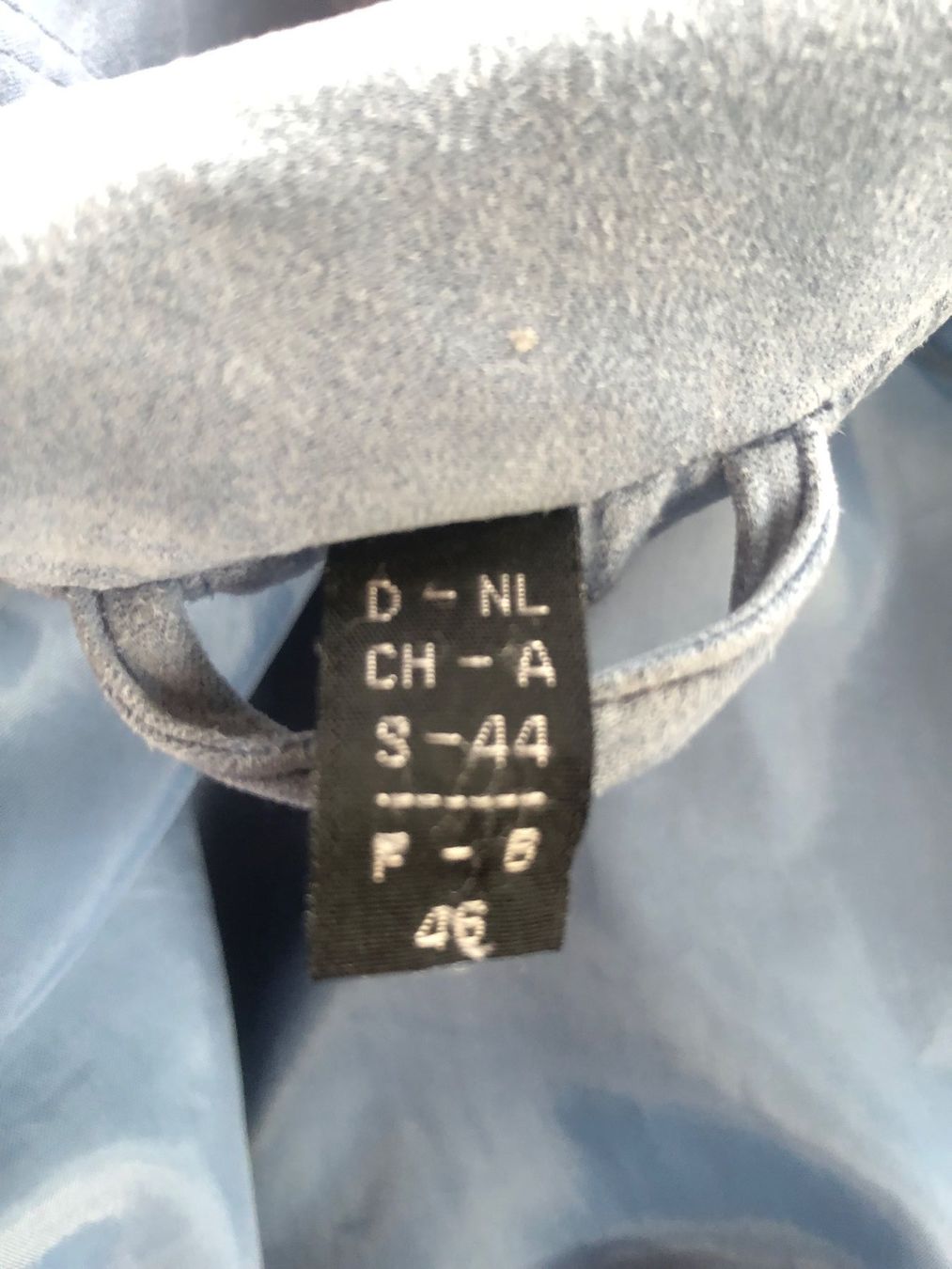 Taubenblaue Alcantara Uebergangs Jacke Grösse 44 (D'occasion) à ...