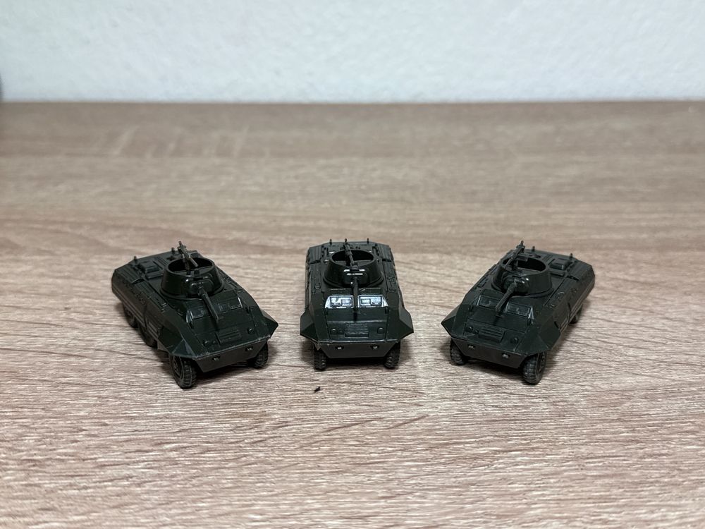 3x Roco Minitanks (14) (D'occasion) à St-Aubin-Sauges pour CHF 9 – avec ...