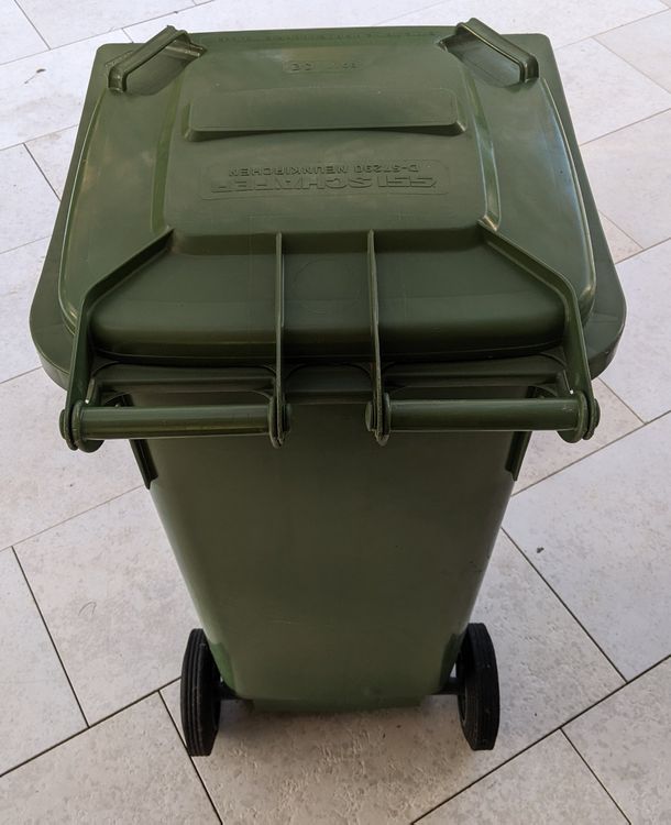 Mülltonne / Container, grün, SSI Schäfer, 140l, fahrbar (Gebraucht) in ...