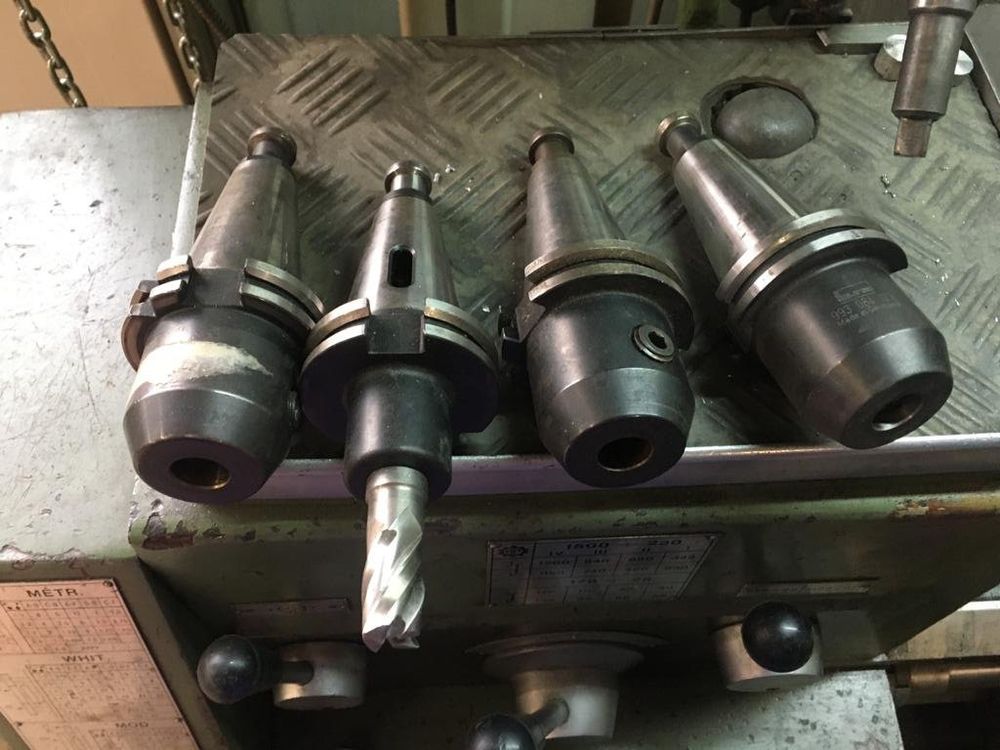 4 Sk-40 halter | Kaufen auf Ricardo