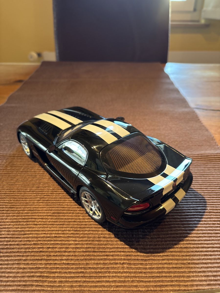 Autoart Dodge Viper SRT-10 Coupé 1:18 (Gebraucht) in Möhlin für CHF 20 ...