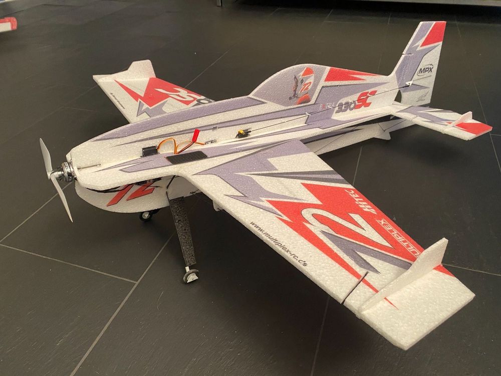Extra 300 Indoor | Kaufen auf Ricardo
