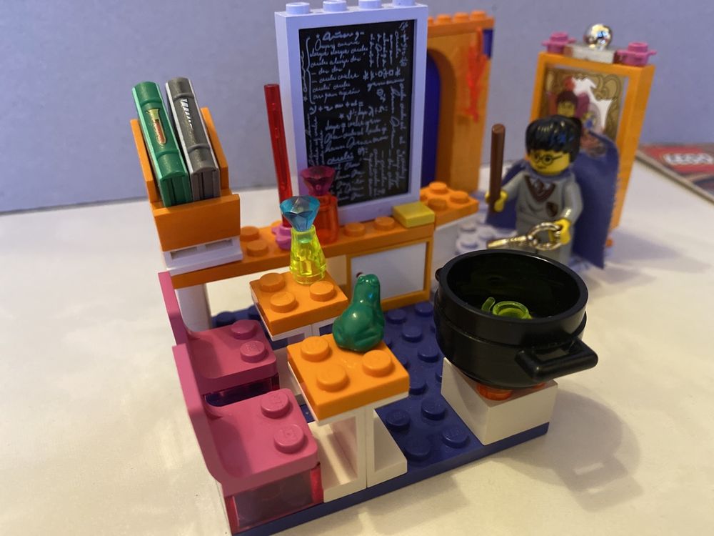 LEGO 4721 - Harry Potter Hogwarts Klassenzimmer (Gebraucht) in Kloten ...