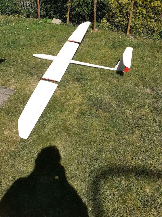 F3b Modell voll GFK (Neu und originalverpackt) in Schlieren für CHF 305 – nur Abholung auf ...