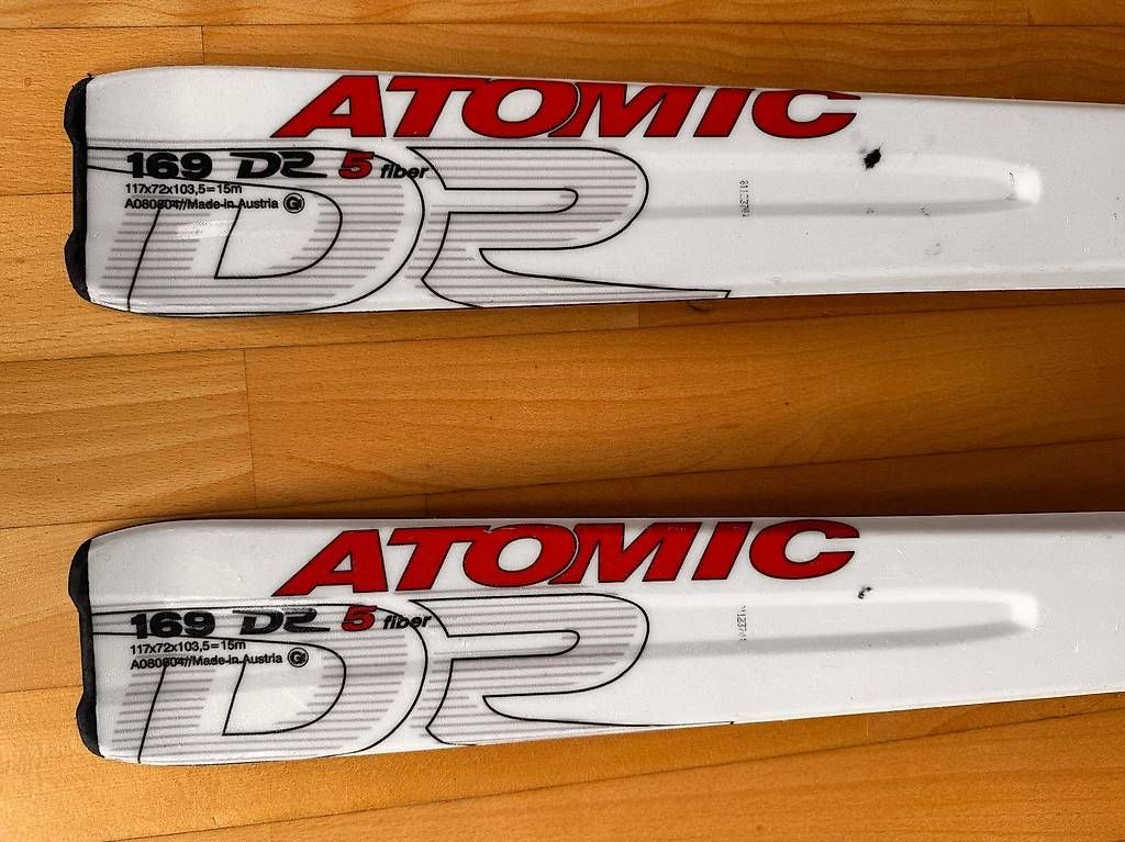Gepflegte Carving-Ski: Atomic DR 5 Fiber E-Module 169 cm (Gebraucht) in ...