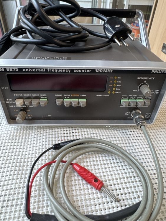 Philips PM 6673 Universal Frequency Counter 120 MHz (Gebraucht) in ...