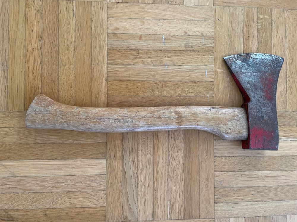 Beil | Kaufen auf Ricardo