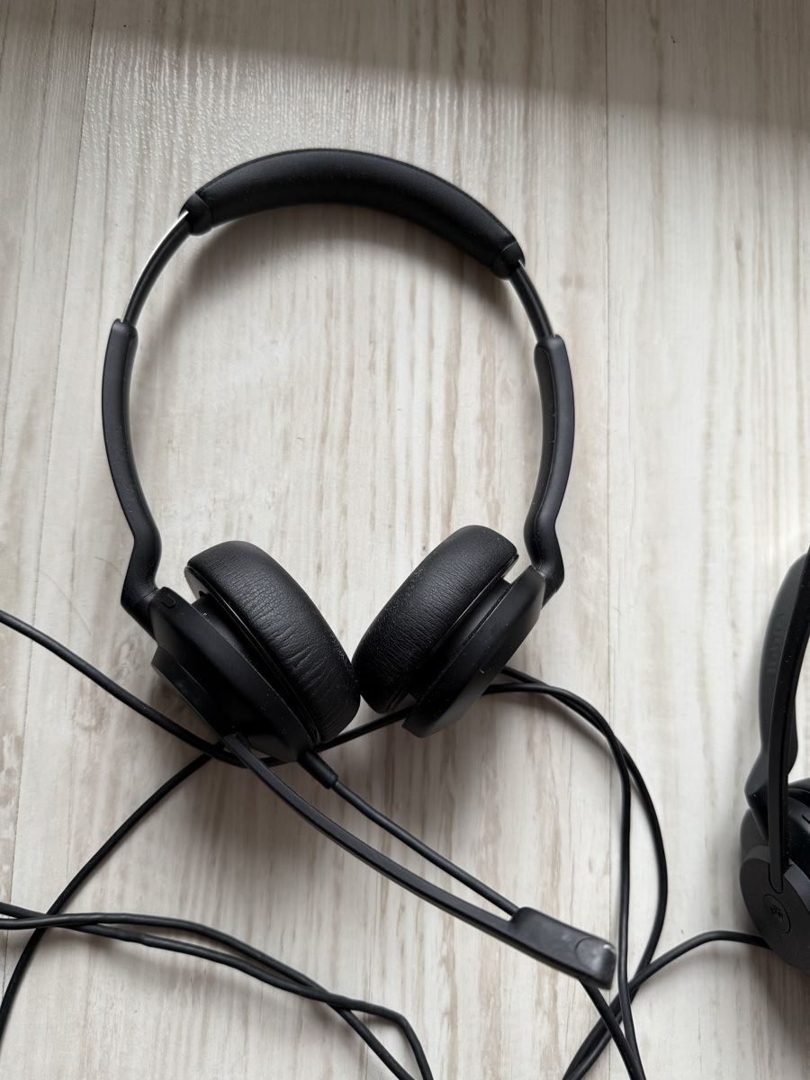 Jabra Wired Headset Bundle & 2Cases Perfect for Work Calls! (Gebraucht ...