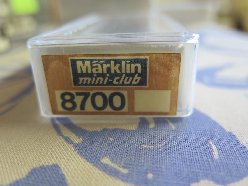 Märklin Personenwagen Länderbahnwagen 2. Kl. Spur Z 8700 (Neu (gemäss ...