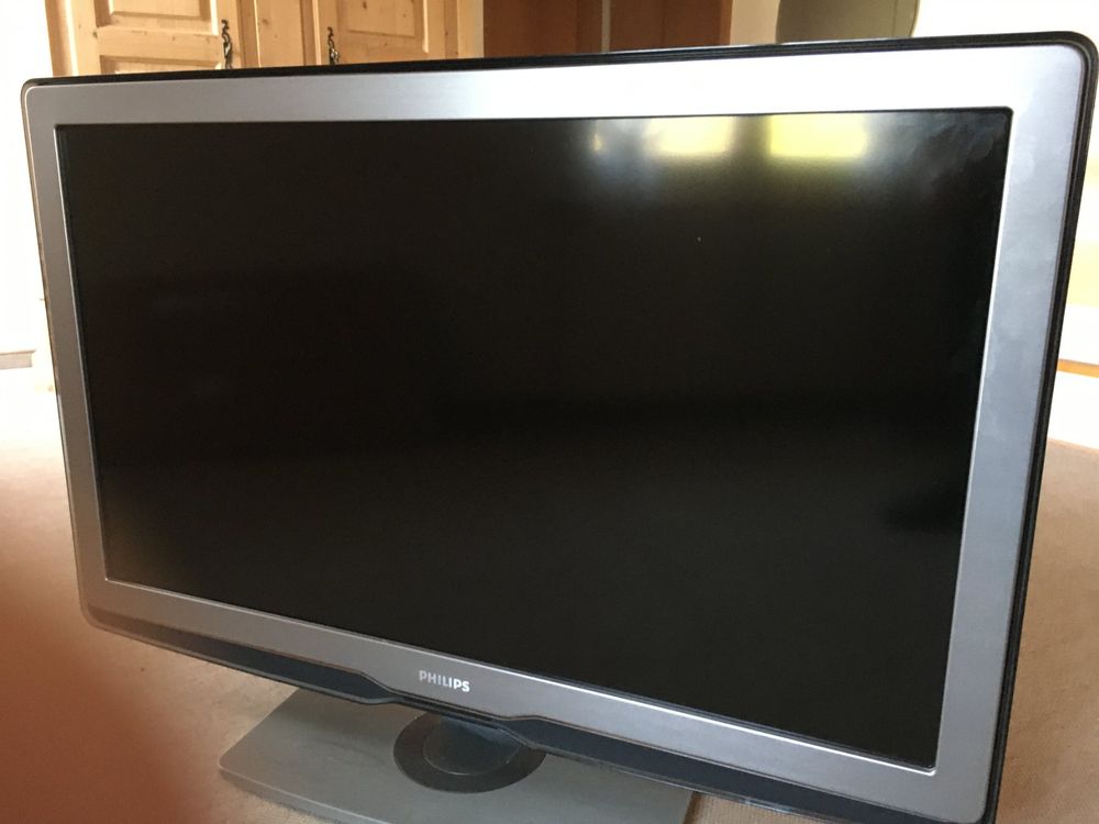 Philips TV 40" Ambilight (6641001) (Gebraucht) in Winden für CHF 1 – nur Abholung auf Ricardo kaufen