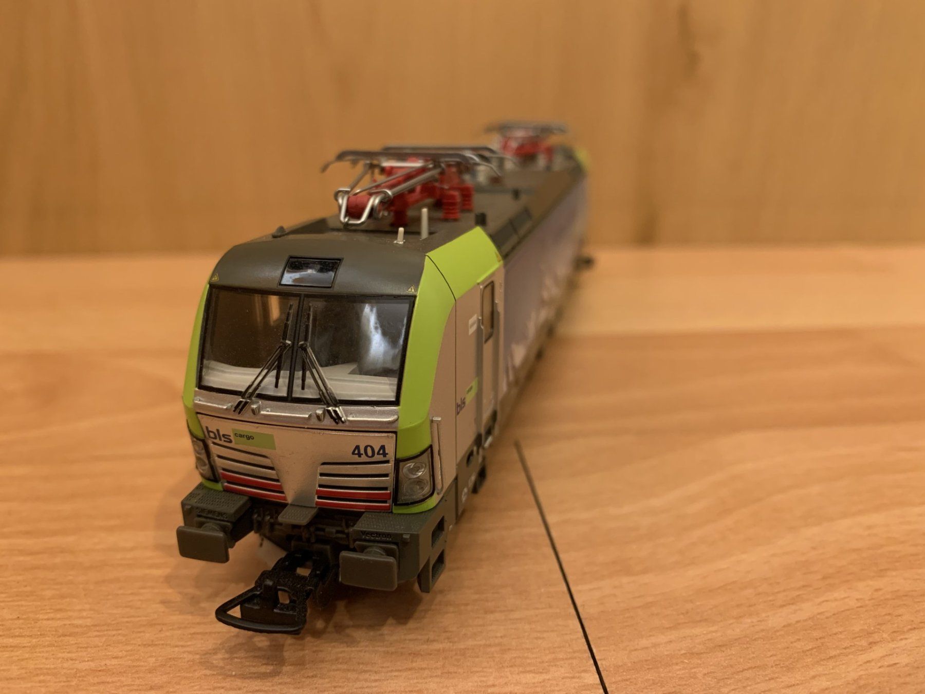 Piko BLS Vectron Re 475 mit Digital Decoder ESU (Gebraucht) in Därligen ...