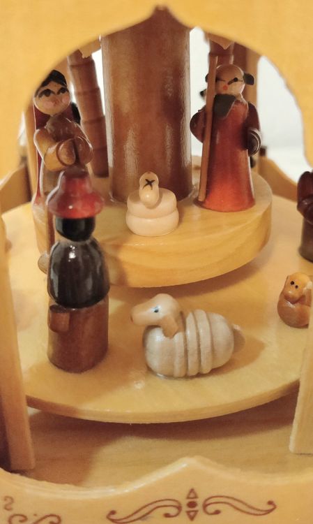 Pyramide Erzgebirge Natur-Holz Weihnachtspyramide Handarbeit | Kaufen ...