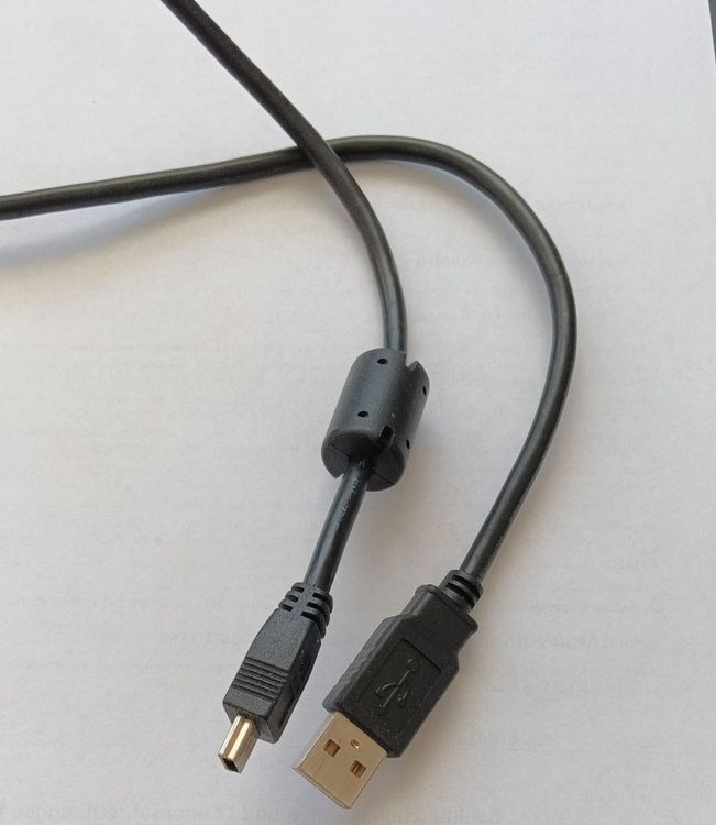 USB Kabel schwarz mit Ferrit zum Schutz (Gebraucht) in Grächen für CHF 1 – mit Lieferung auf ...
