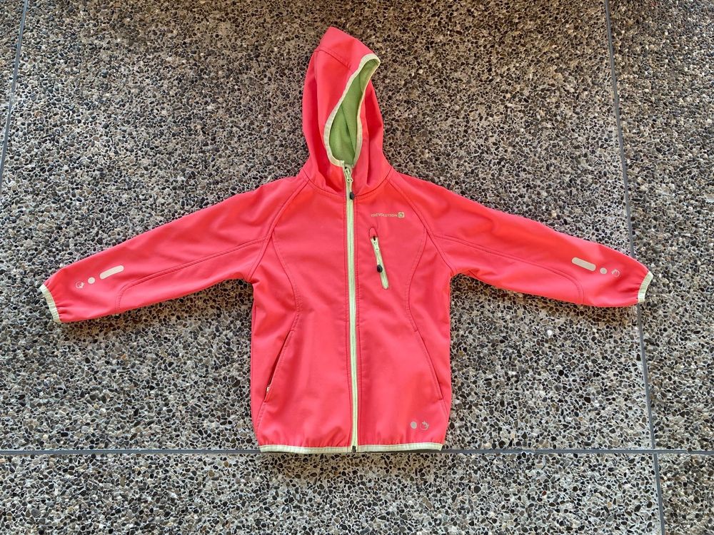 Softshell Jacke Trevolution, Gr. 110 (Gebraucht) in Aetingen für CHF 7 – mit Lieferung auf ...