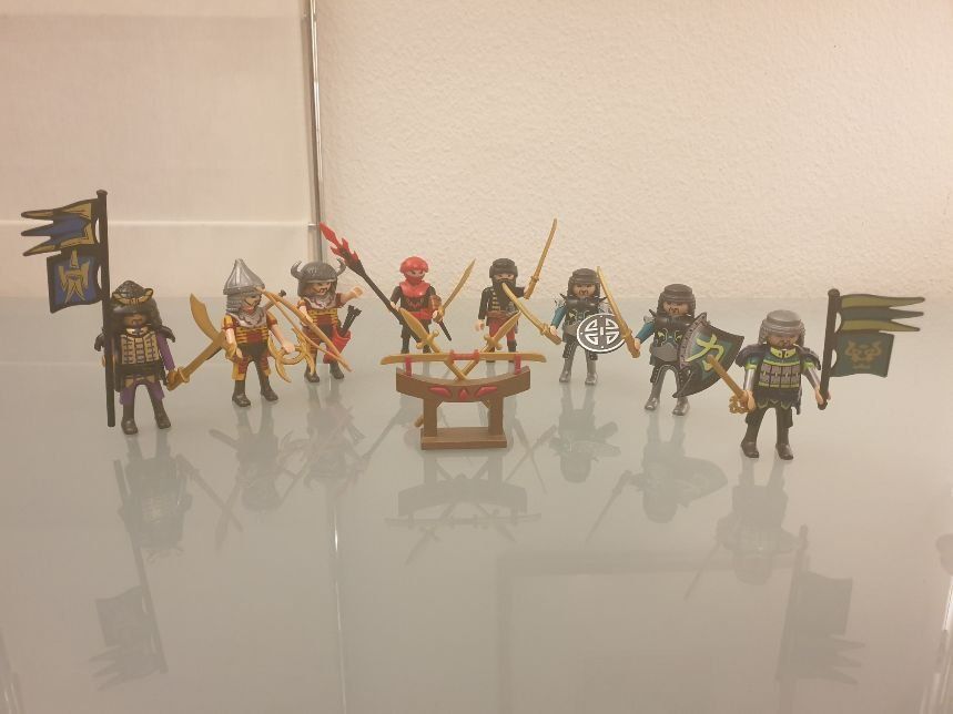 Playmobil - 8 Stück - Ninja Sumarai mit Ausrüstung - wie Neu (Gebraucht ...
