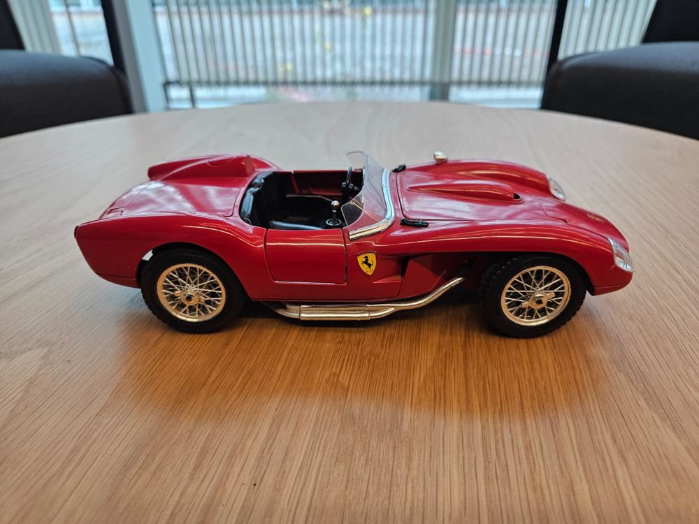 Ferrari Prova Mo 21 - rot (Gebraucht) in Dänikon ZH für CHF 20 – nur ...