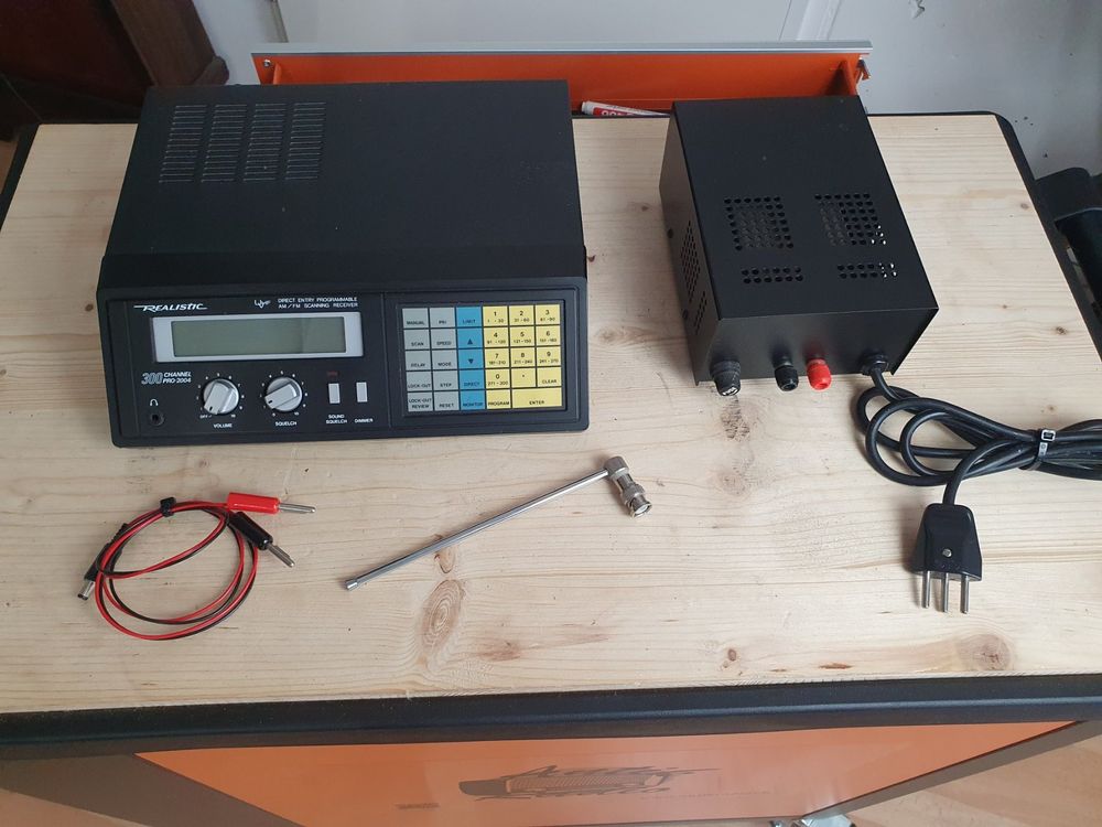 Realistic Pro 2004 Scanning Receiver mit Netzteil & Antenne (Gebraucht ...