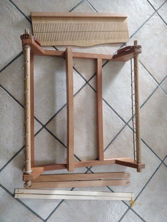 Grosser Tischwebrahmen (Gebraucht) in Hägglingen für CHF 50 – mit ...