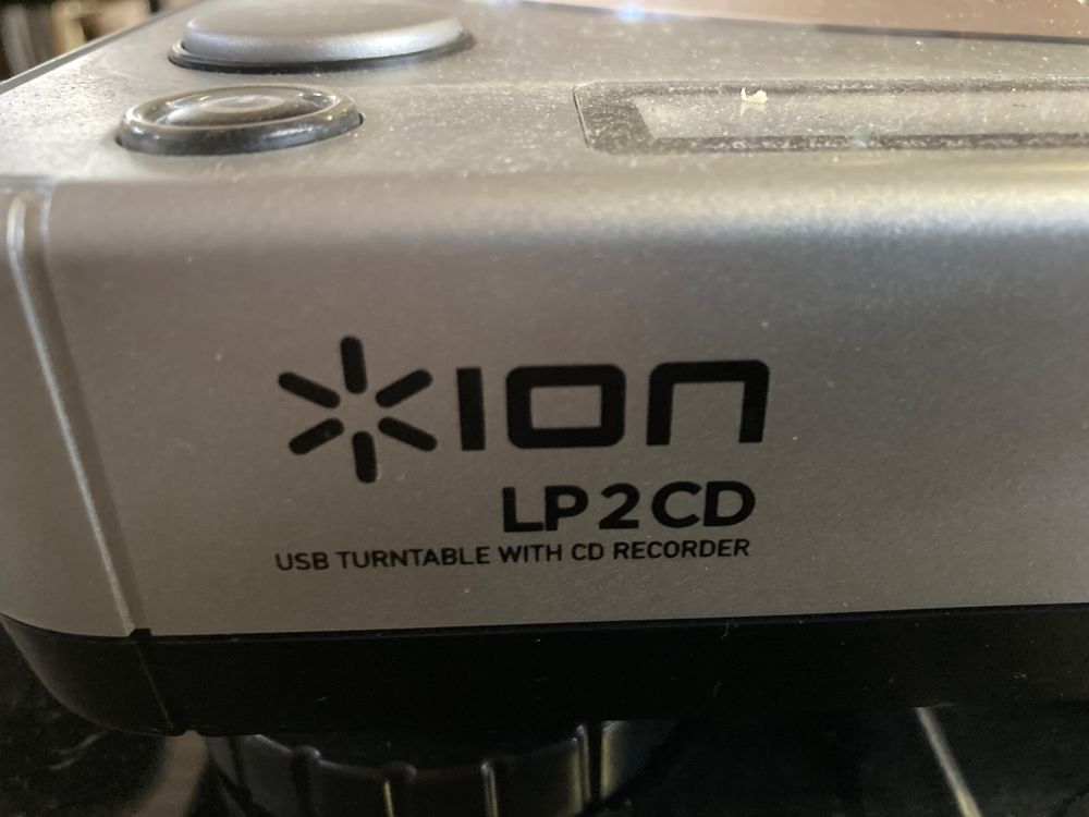 ION Audio LP 2 CD USM Plattenspieler mit Brenner (Gebraucht) in Bern ...