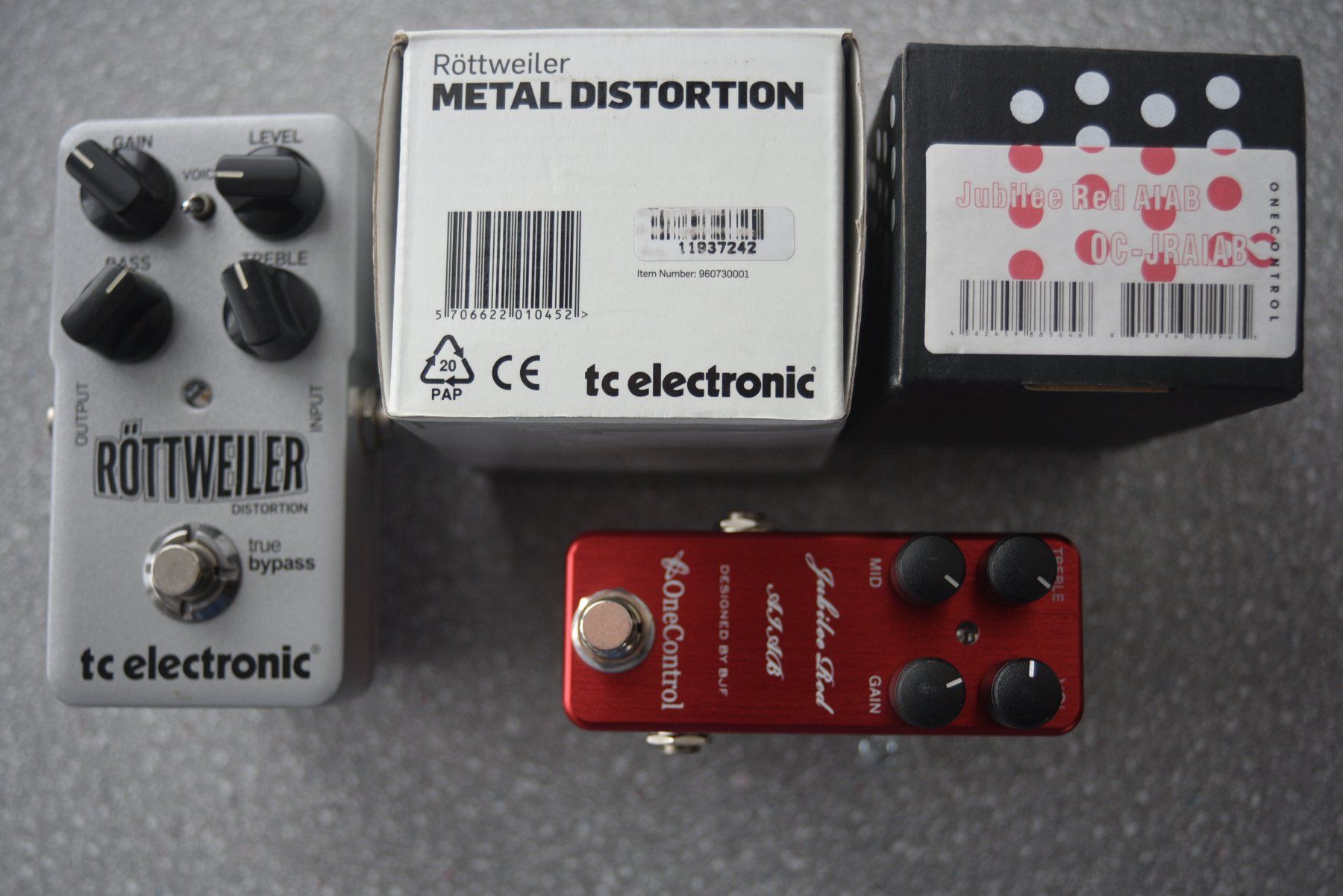 tc electronic RÖTTWEILER und One Control Jubilee Red AIAB (Gebraucht ...