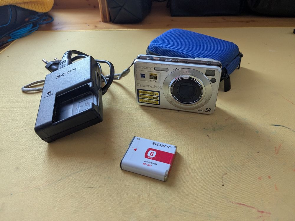 Sony Cyber-Shot DSC-W120 Super Steady Shot 7.2MP Kamera (Gebraucht) in ...