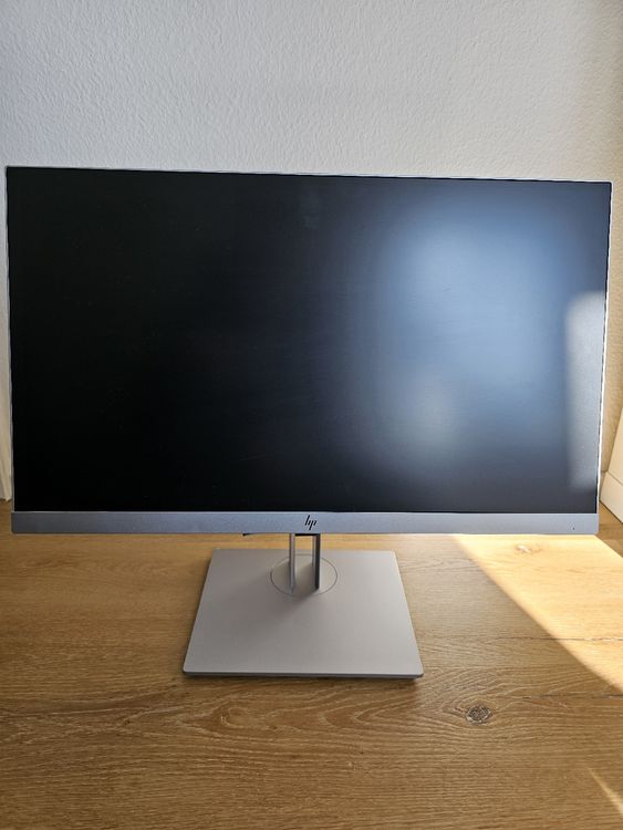 HP E223 LCD Monitor 21.5' mit Arm (D'occasion) à Binningen pour CHF 50 ...